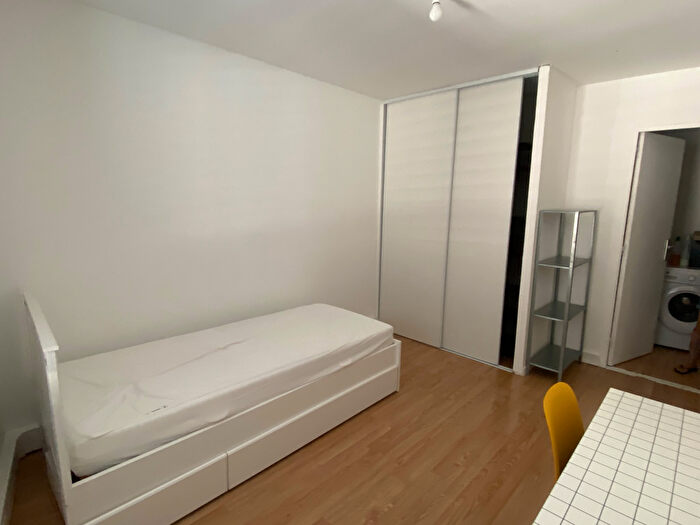 Oullins, Centre-ville : Appartement 1 pièce à louer