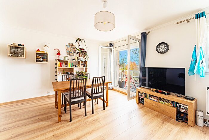 Appartement à vendre - Montesson, Centre-ville - 2 pièces - 1 chambre