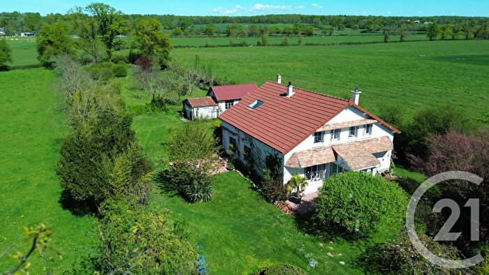 Maison 6 pièces à vendre à Charrin