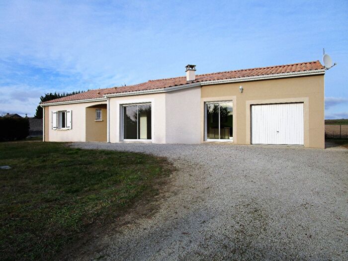 Maison à louer - Mareuil - 4 pièces - 3 chambres