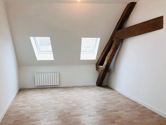 Appartement à louer - Croix Saint Loup-Saint Nicolas, Meaux - 3 pièces - 2 chambres