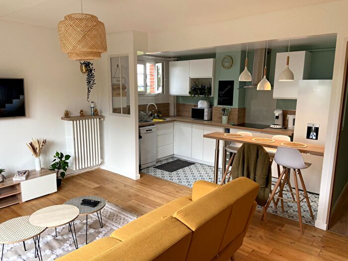 Appartement à vendre - Le Raincy, Plateau - 4 pièces - 3 chambres