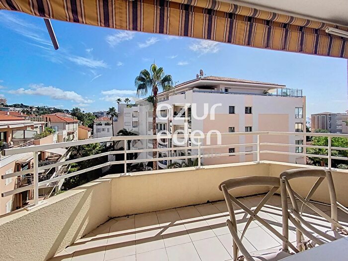 Appartement à vendre - Cannes, Pointe Croisette - 2 pièces - 1 chambre