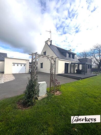 Maison à vendre - Noyal-Muzillac - 6 pièces - 4 chambres