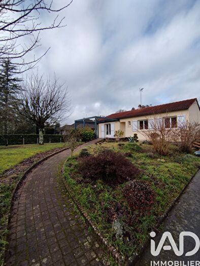 Maison à vendre - Bressuire, Terves - 5 pièces - 4 chambres