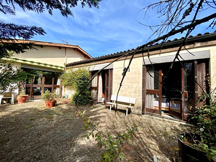 Maison à vendre - Le Taillan-Médoc - 4 pièces - 3 chambres