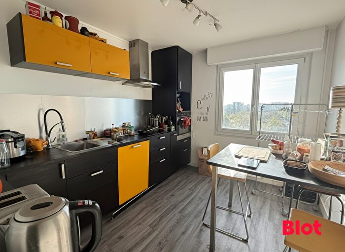 Appartement 3 pièces à vendre - Quartiers Sud-Est, Italie