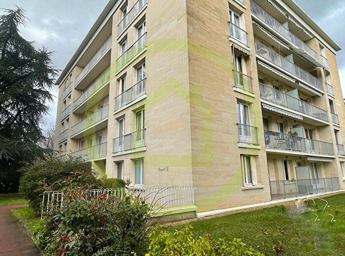 Appartement à vendre - Compiègne, Saint-Lazare, Les Avenues - 1 pièce