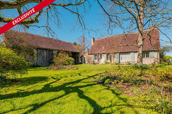 Maison à vendre - La Chapelle-Huon - 8 pièces - 6 chambres