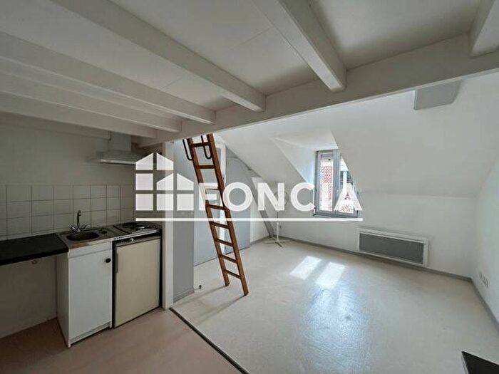 Gare Nord et Ouest, Charleville-Mézières - Appartement 1 pièce à louer