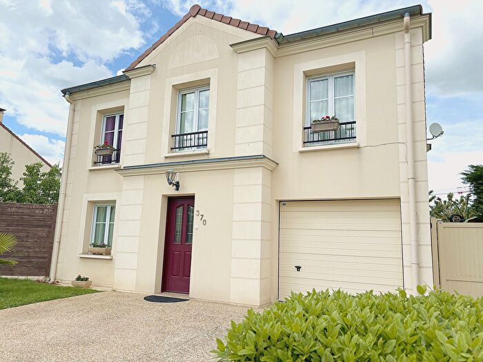 Maison à louer - Moissy-Cramayel, Jatteau - 5 pièces - 4 chambres