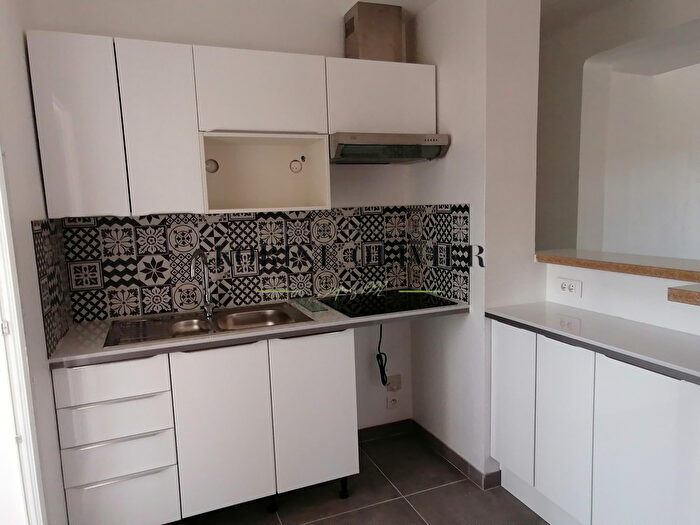 Aix-en-Provence, Pont de l'Arc : Appartement 3 pièces à louer
