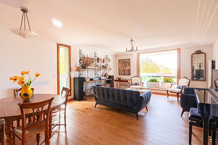 Appartement 8 pièces à vendre - Versailles