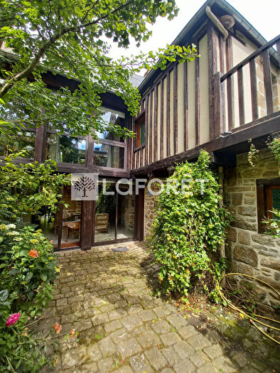Maison 7 pièces à vendre à Guingamp