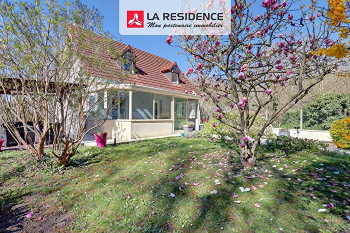 Maison à vendre - Villiers-Saint-Frédéric - 6 pièces - 4 chambres