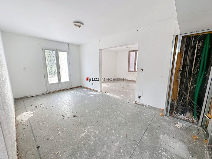 Appartement à vendre - Prades - 3 pièces - 2 chambres