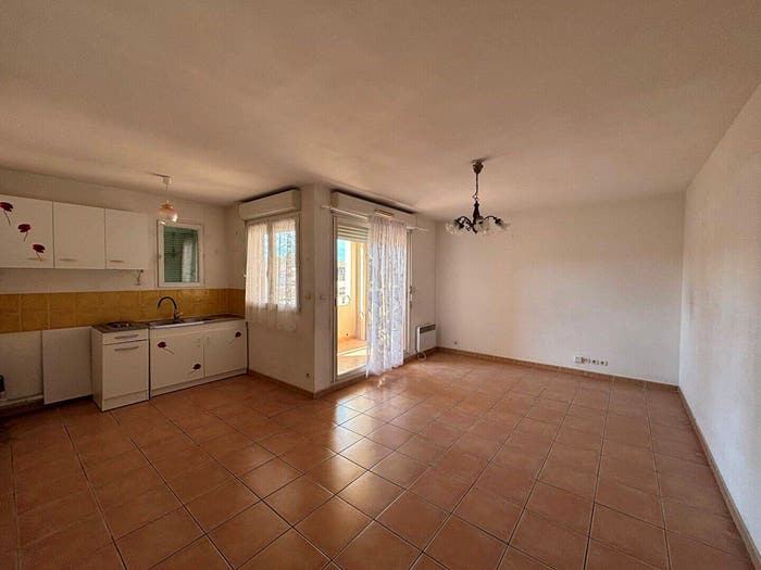 Appartement 2 pièces à Nevons-route d'Apt, L'Isle-sur-la-Sorgue, à louer