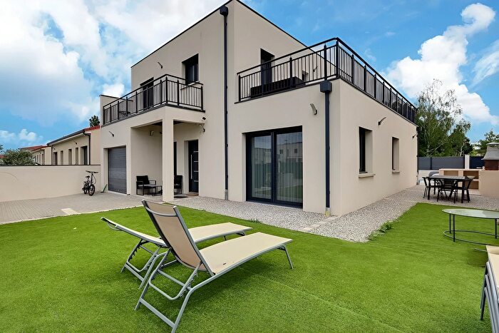 Maison à vendre - Clermont-Ferrand, Herbet, Brezet, Saint-Jean - 5 pièces - 4 chambres