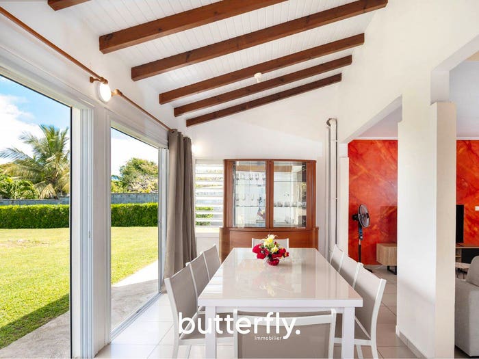 Maison 5 pièces à Le Moule, à louer