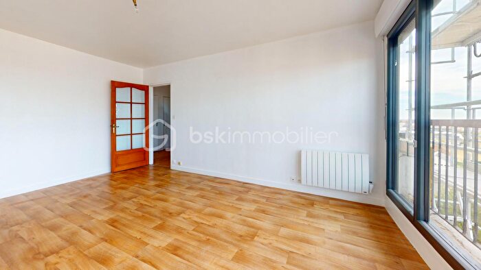 Appartement à vendre - Montargis, Cité, Plateau - 3 pièces - 2 chambres