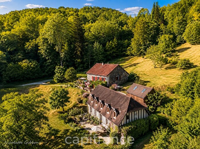 Beaulieu-sur-Dordogne - Maison 16 pièces à vendre