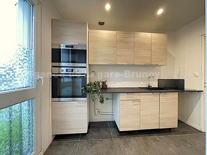 Appartement à vendre - Yerres, Centre-ville, Bellevue - 3 pièces - 2 chambres