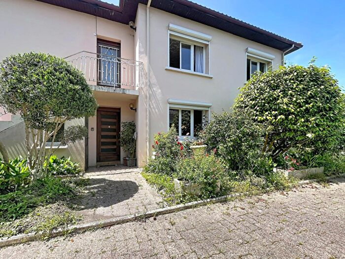 Lons - Maison 8 pièces à vendre