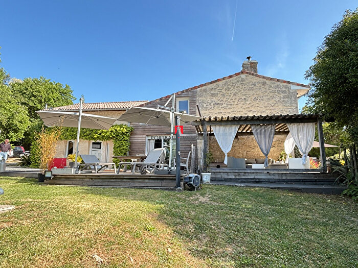 Maison 5 pièces à Saint-André-de-Cubzac, à vendre