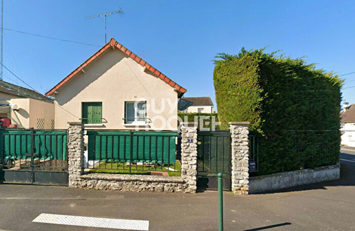 Maison 4 pièces à Villiers-Saint-Georges, à vendre