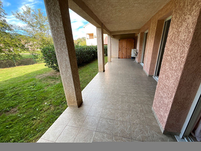 Appartement à louer - Santa-Maria-Poggio - 3 pièces - 2 chambres