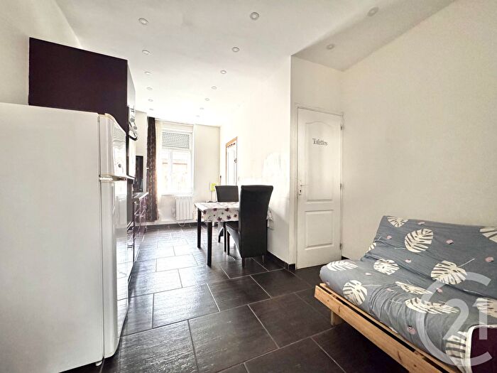 Appartement à louer - Tourcoing, Croix Rouge - 2 pièces - 1 chambre