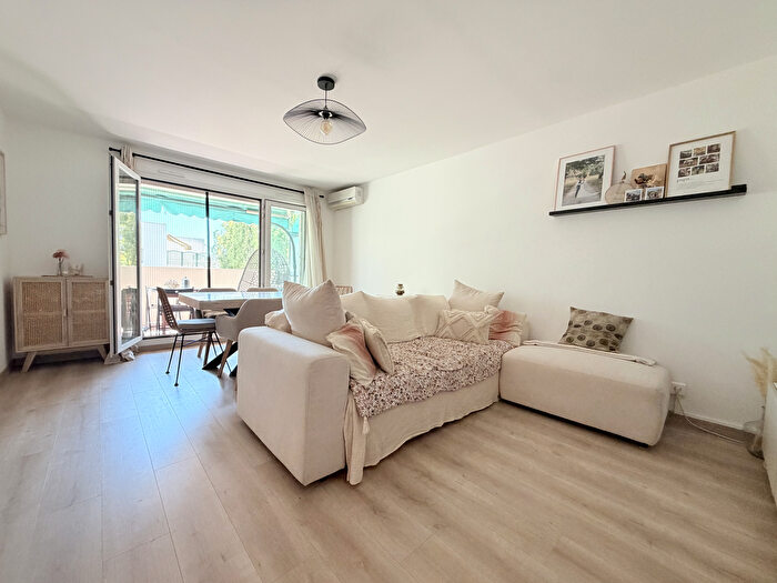 Nice, Saint-Lambert, Bas-Cimiez : Appartement 3 pièces à vendre