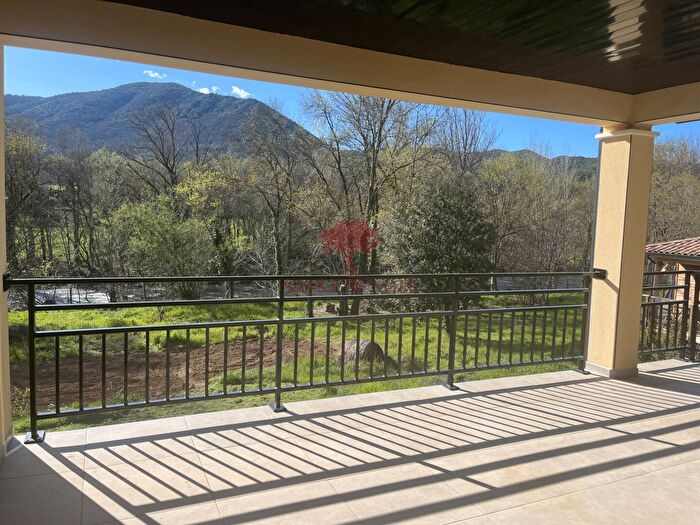 Appartement à louer - Le Bousquet-dOrb - 4 pièces - 3 chambres