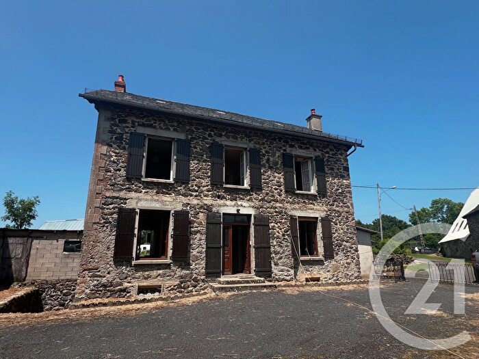 Maison à vendre - Taussac - 6 pièces - 4 chambres