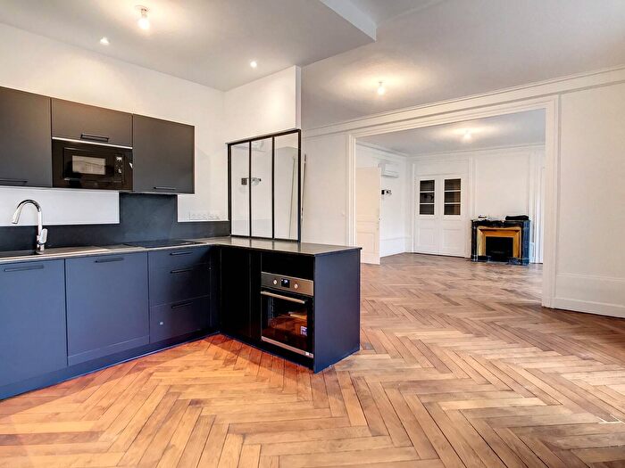 Appartement à louer - Préfecture Liberté, Lyon ème arrondissement - 6 pièces - 4 chambres