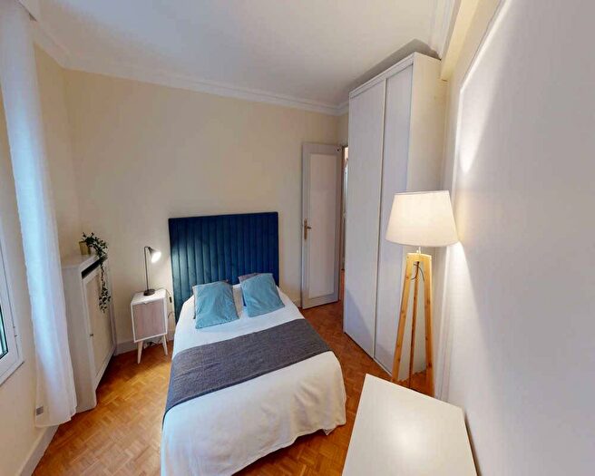 Appartement à louer - Auteuil Sud, Paris ème arrondissement - 4 pièces - 4 chambres