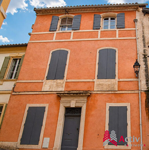 Maison 5 pièces à Arles, Centre-ville, à vendre