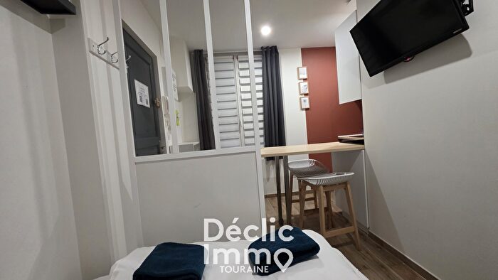 Appartement à louer - Tours, Velpeau - 1 pièce