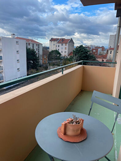 Appartement à vendre - Vénissieux, Georges Levy, Ernest Renan, Moulin à vent - 3 pièces - 2 chambres