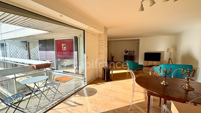 Appartement à vendre - Versailles, Saint-Louis - 5 pièces - 3 chambres