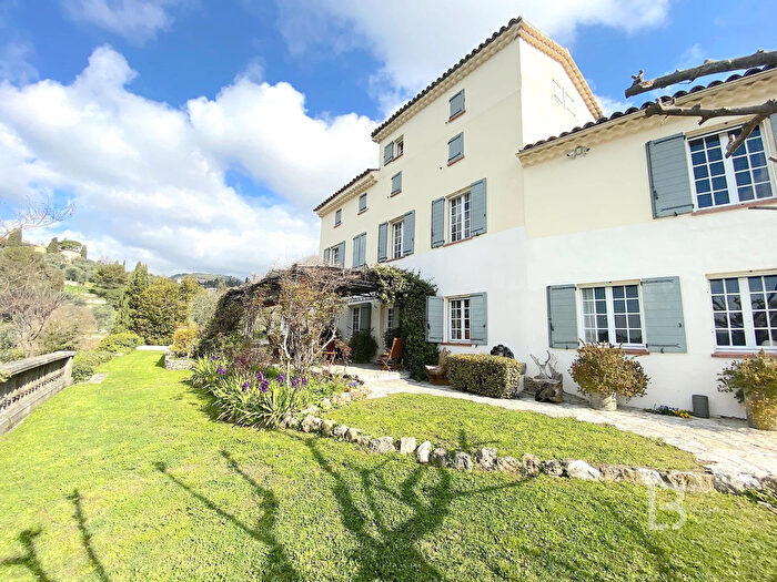 Maison à vendre - Grasse, Saint-Antoine, Aspres, Plascassier - 9 pièces - 6 chambres