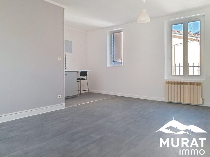 Appartement à louer - Chamalières, Centre-ville, Carrefour de lEurope - 2 pièces - 1 chambre