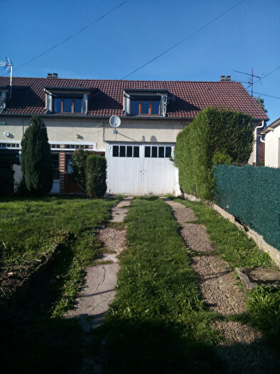 Maison à louer - Forges-les-Eaux - 3 pièces - 2 chambres