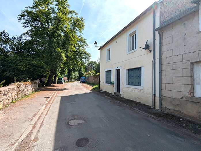 Le Grand-Bourg : Maison 9 pièces à vendre