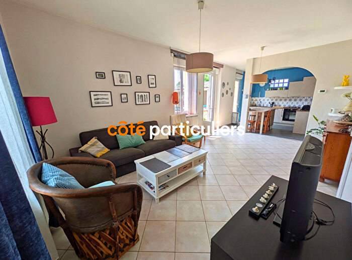 Maison à vendre - La Ville-Dieu-du-Temple - 4 pièces - 3 chambres