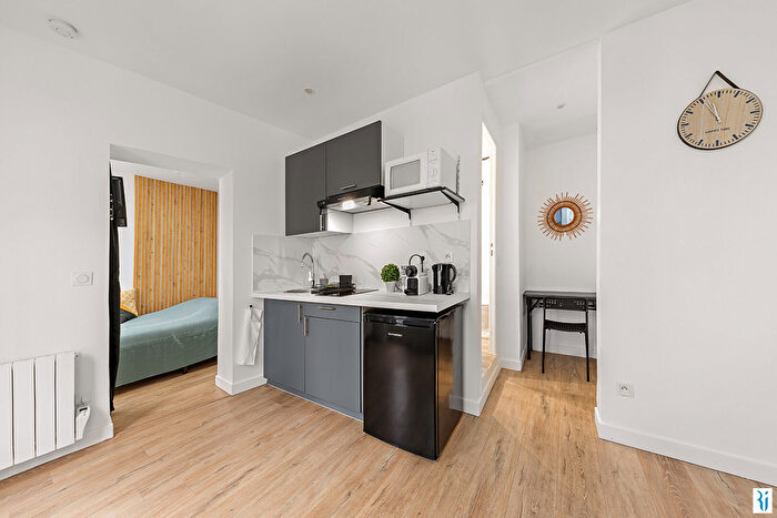 Appartement à louer - Rouen, Vieux Marché, Cathédrale - 1 pièce