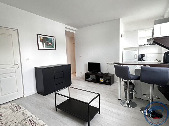 Appartement à louer - Saint-Pierre-des-Corps, Langevin - 1 pièce