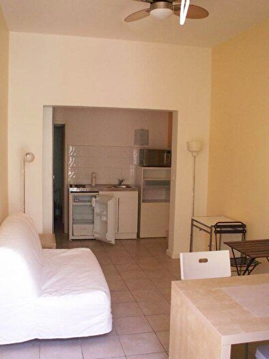 Appartement 1 pièce à louer à Camplanier, Nîmes
