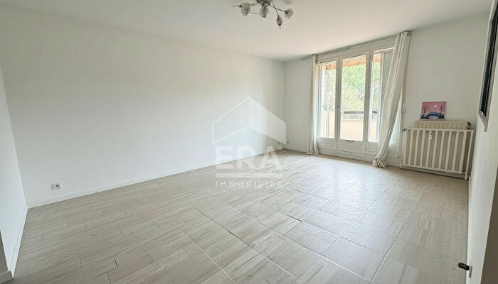 Appartement 3 pièces à vendre - Évry, Les Epinettes