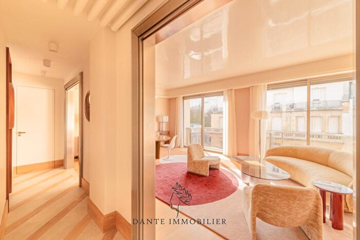 Appartement à louer - Triangle dOr, Paris ème arrondissement - 3 pièces - 2 chambres